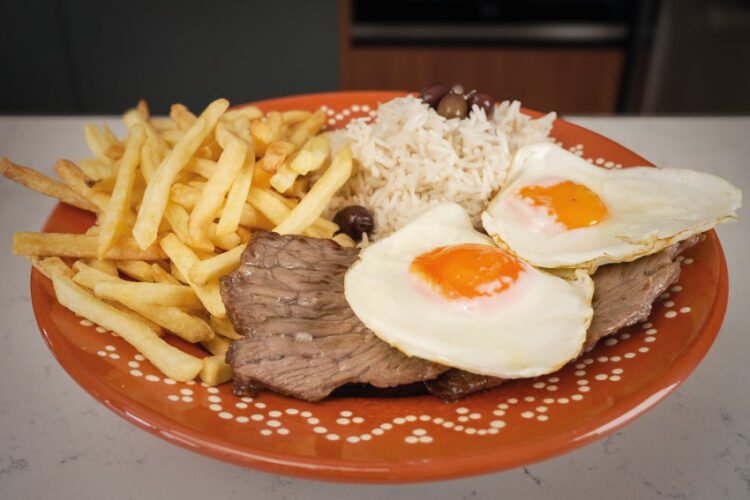 Como fazer bitoque na Air fryer - A Pitada do Pai